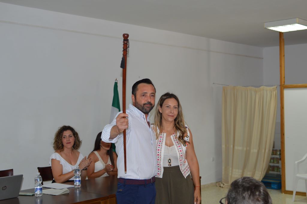 Manuel Arjona (PSOE), investido presidente de la ELA de Ochavillo del ...