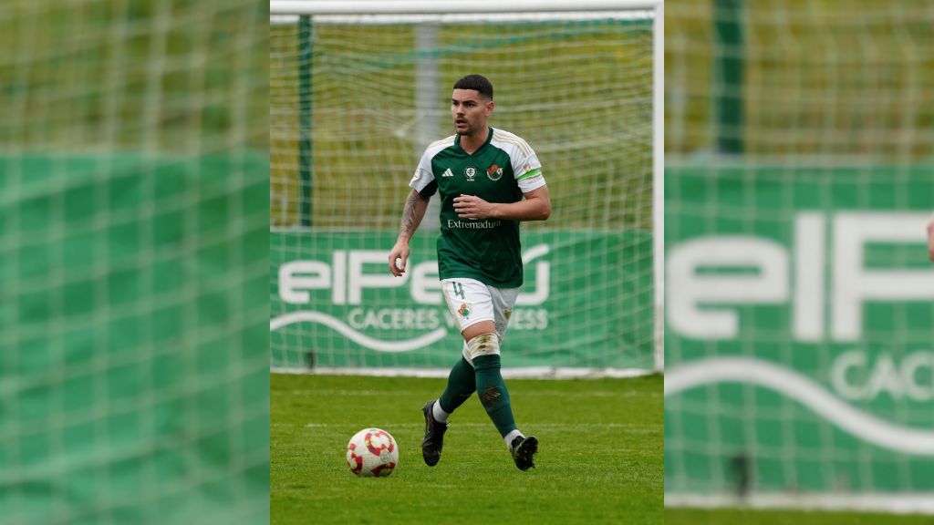 Adrián Crespo: "Me haría feliz seguir en el Cacereño después de este ...